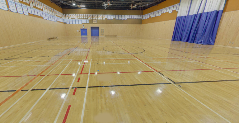Complexe sportif Jean de la Mennais – Active l'énergie en toi
